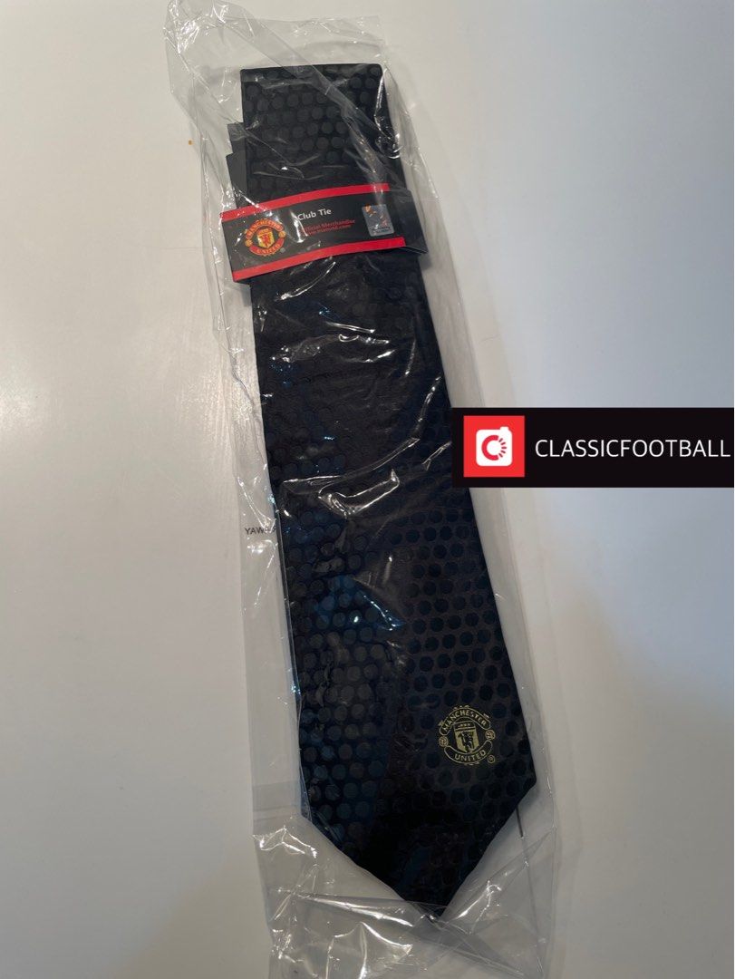 Official Manchester United club tie, Sports Equipment, Sports & Games ...