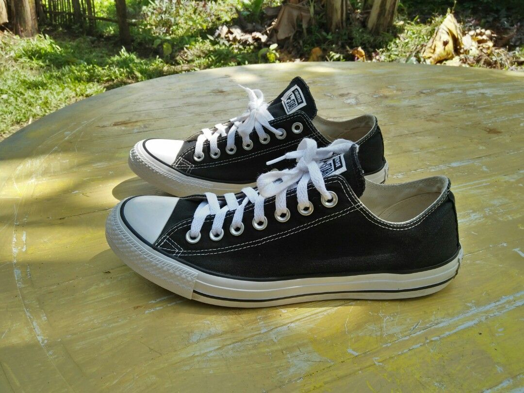 Original Converse All-stars, Men's Fashion, Footwear, Sneakers on Carousell