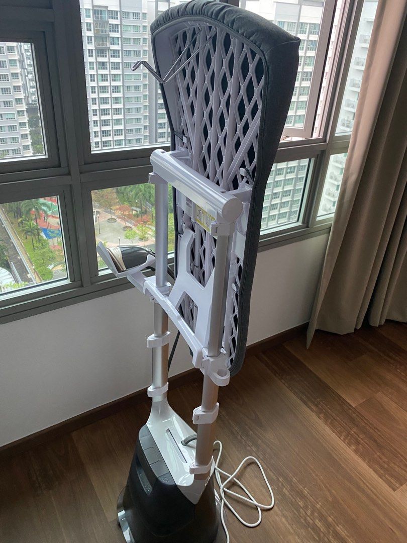 Philips GC628/86 8000 steamer iron, TV & Home Appliances, Irons ...