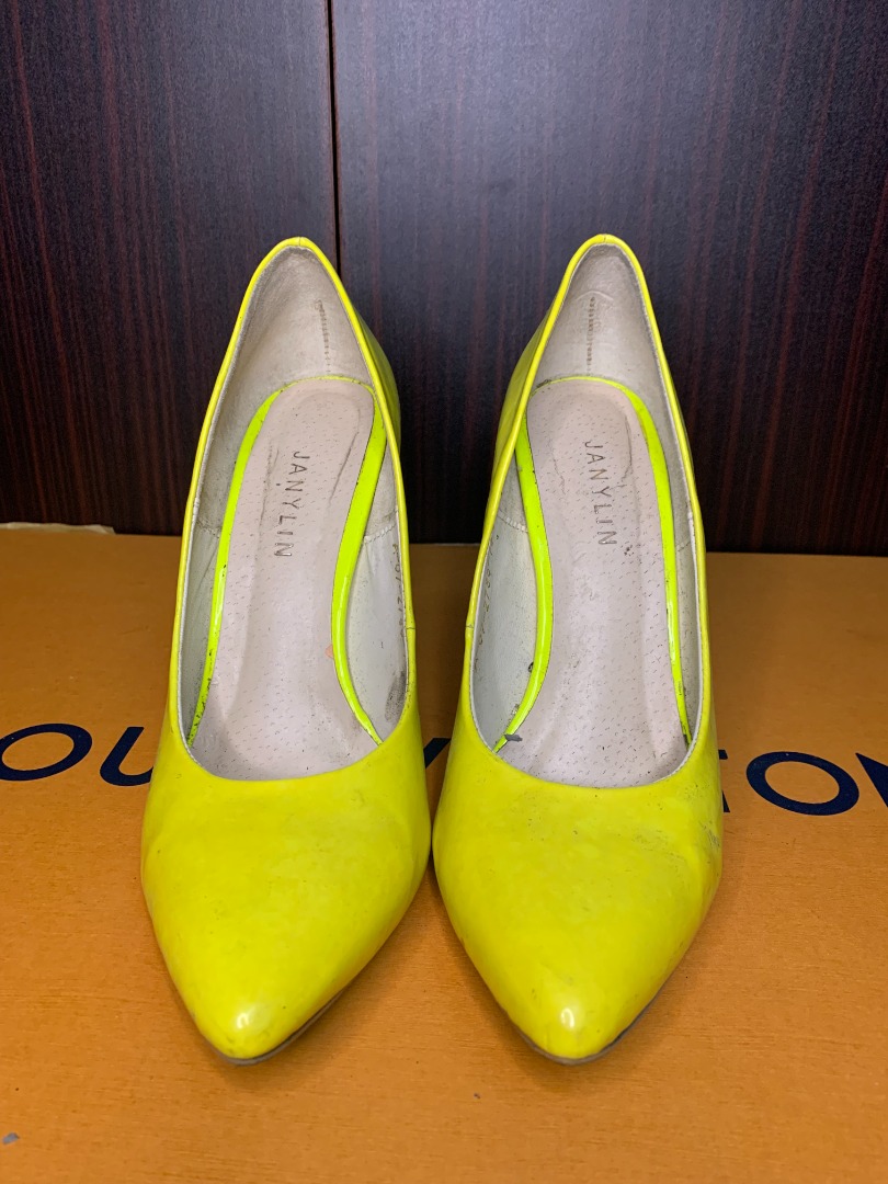 Plain Yellow Stilettos/High Heels, Women's Fashion, Footwear, Heels on ...