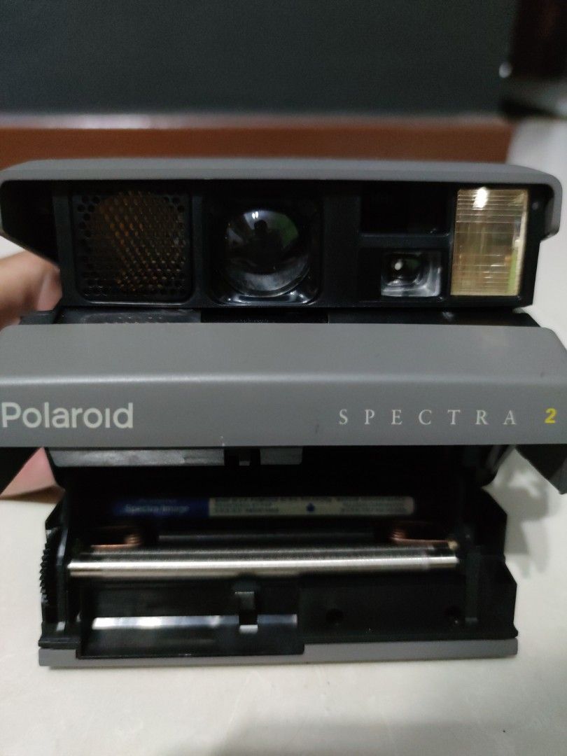 Polaroid Spectra 2, Photography, Cameras on Carousell