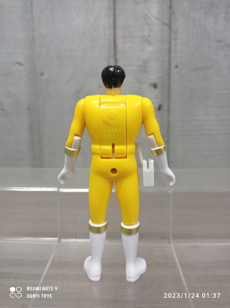 Power Rangers gogofive yellow flip head, Hobbies & Toys, Toys & Games ...