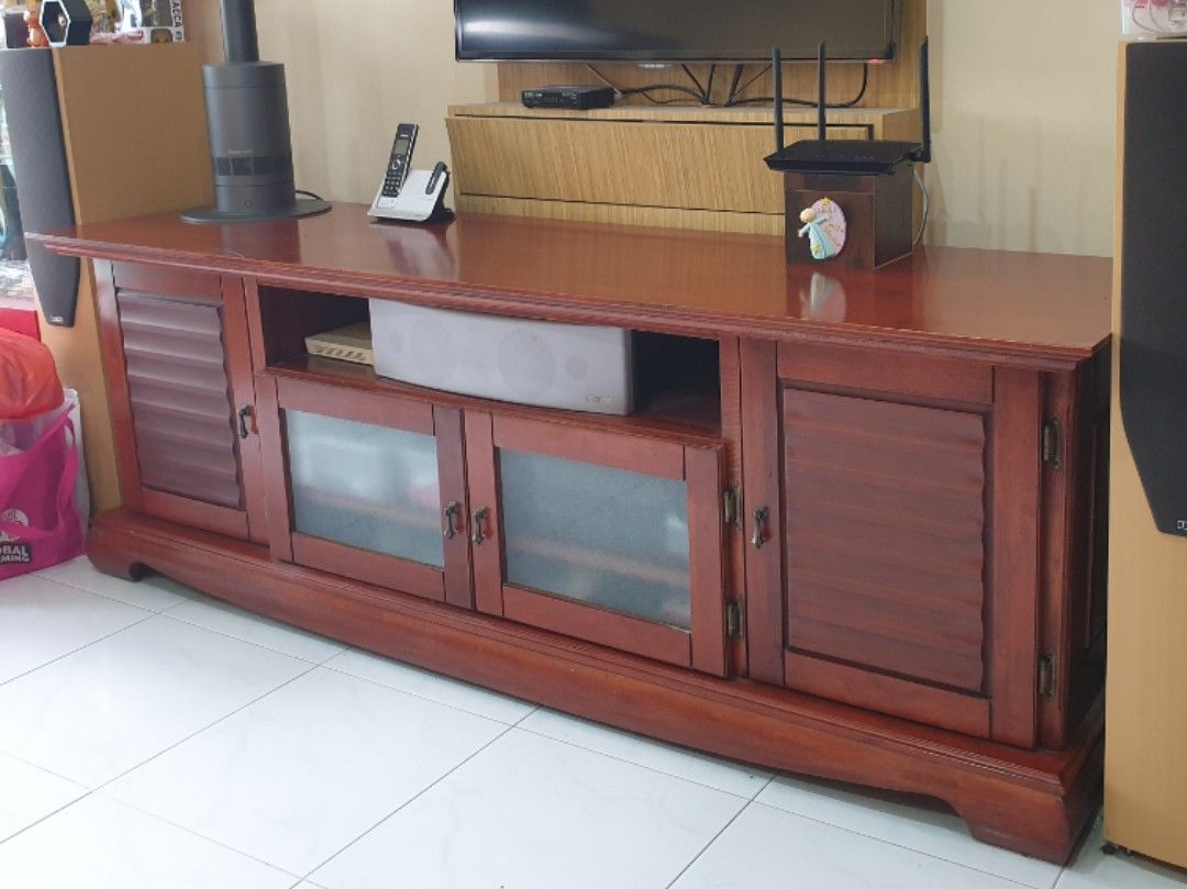 Preloved bundle TV console & coffee table set, Furniture & Home Living ...