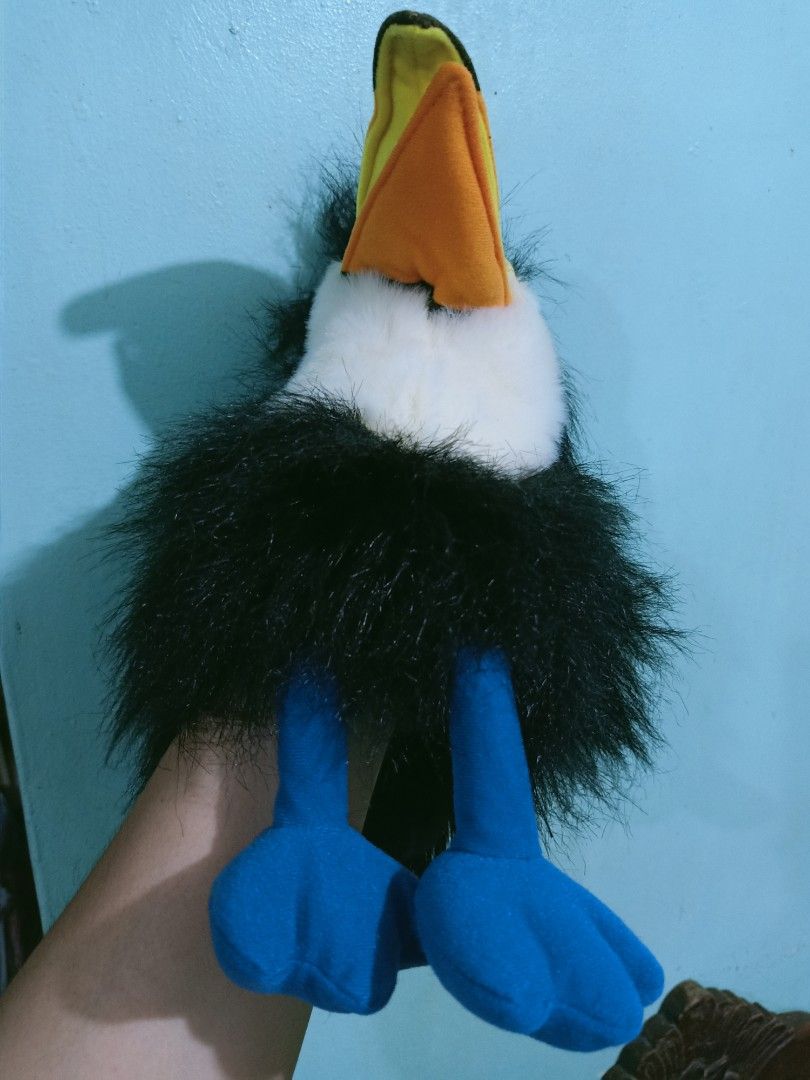 REALISTIC BLACK BIRD HAND PUPPET, Hobbies & Toys, Toys & Games on Carousell