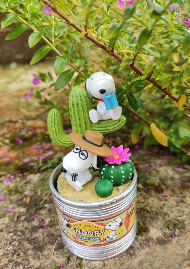 Re-ment Peanuts Snoopy - Green day, Hobbies & Toys, Toys & Games on ...