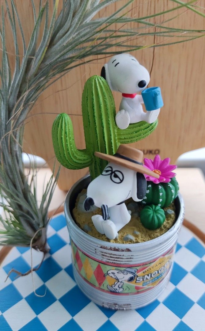 Re-ment Peanuts Snoopy - Green day, Hobbies & Toys, Toys & Games on ...