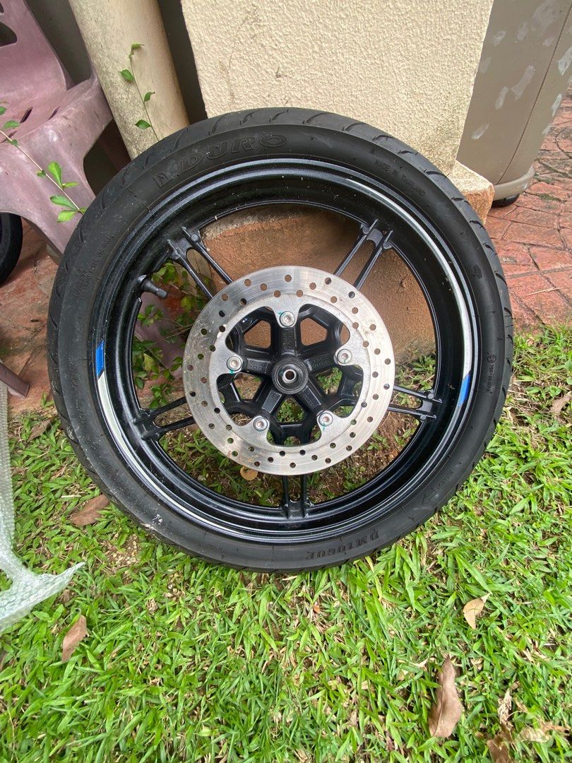 Rim y16 ori moto, Motorbikes on Carousell