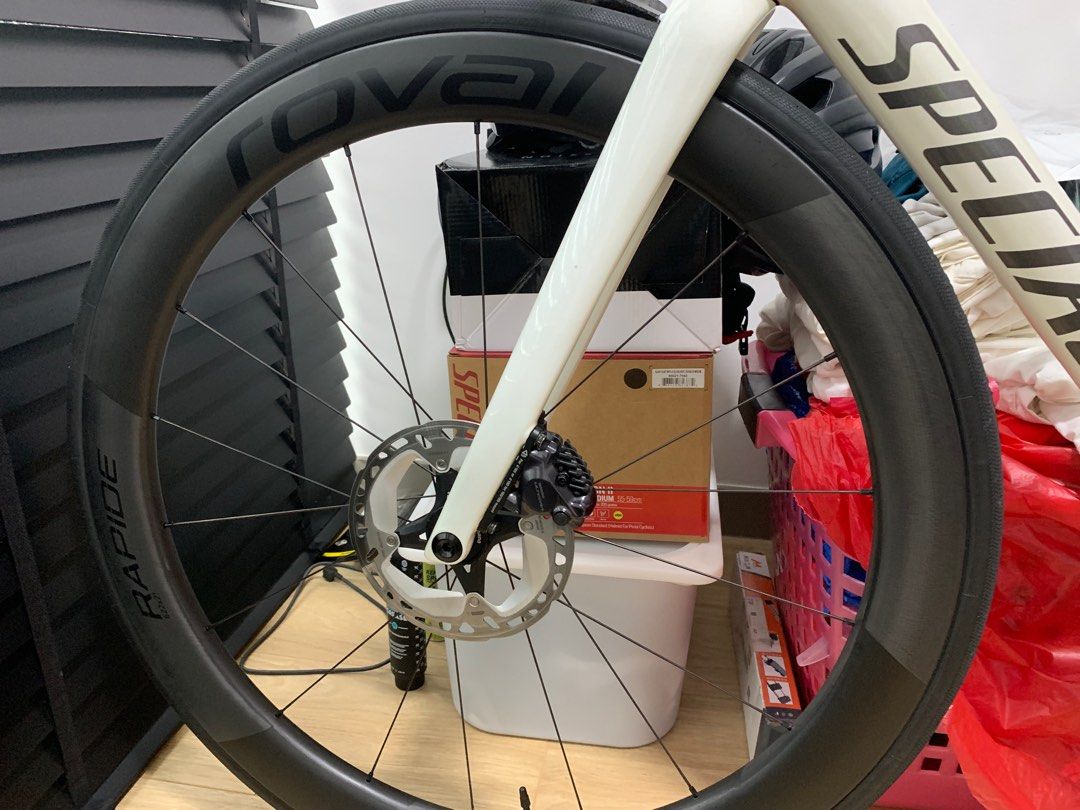 Roval rapide CL 2, Sports Equipment, Bicycles & Parts, Parts ...