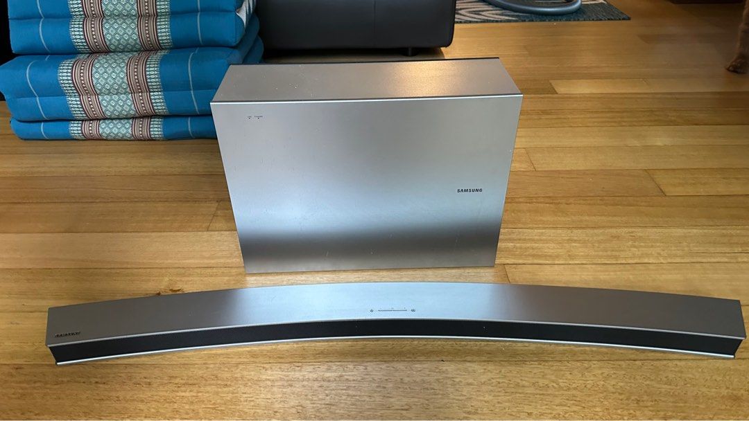 Samsung Curved Soundbar, TV & Home Appliances, TV & Entertainment ...