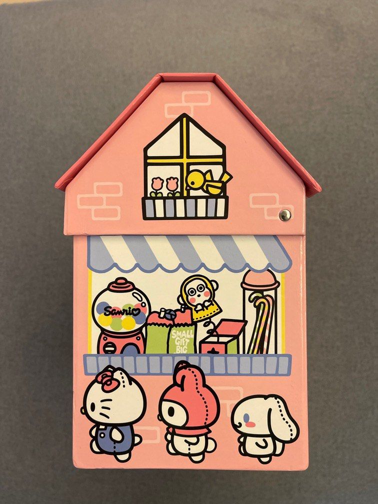 Sanrio box, 興趣及遊戲, 玩具 & 遊戲類 - Carousell