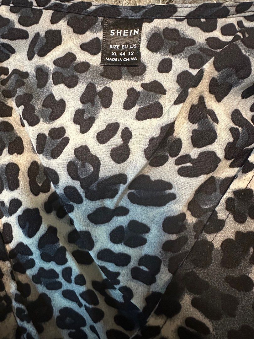 SHEIN animal print blouse, Women's Fashion, Tops, Blouses on Carousell