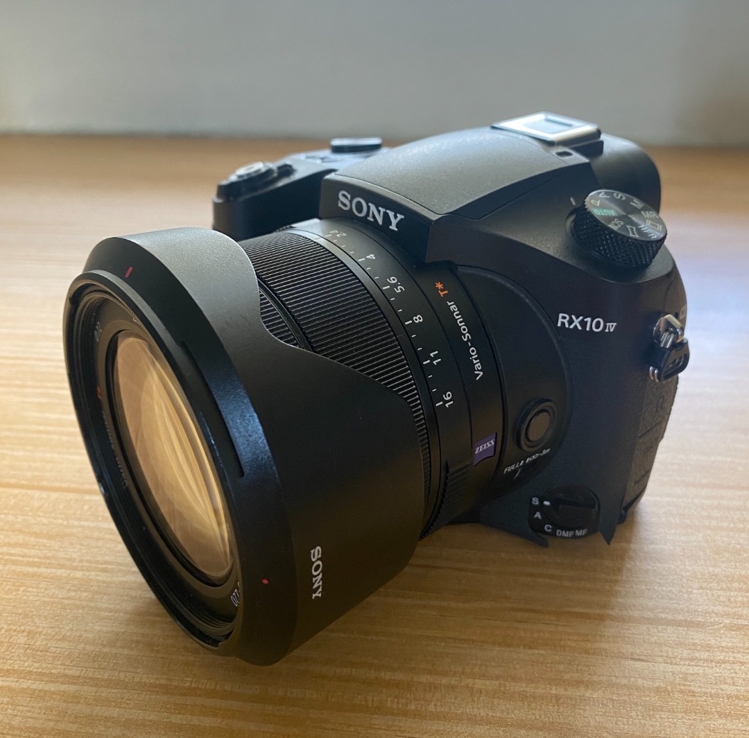 Sony RX10 IV, Photography, Cameras on Carousell