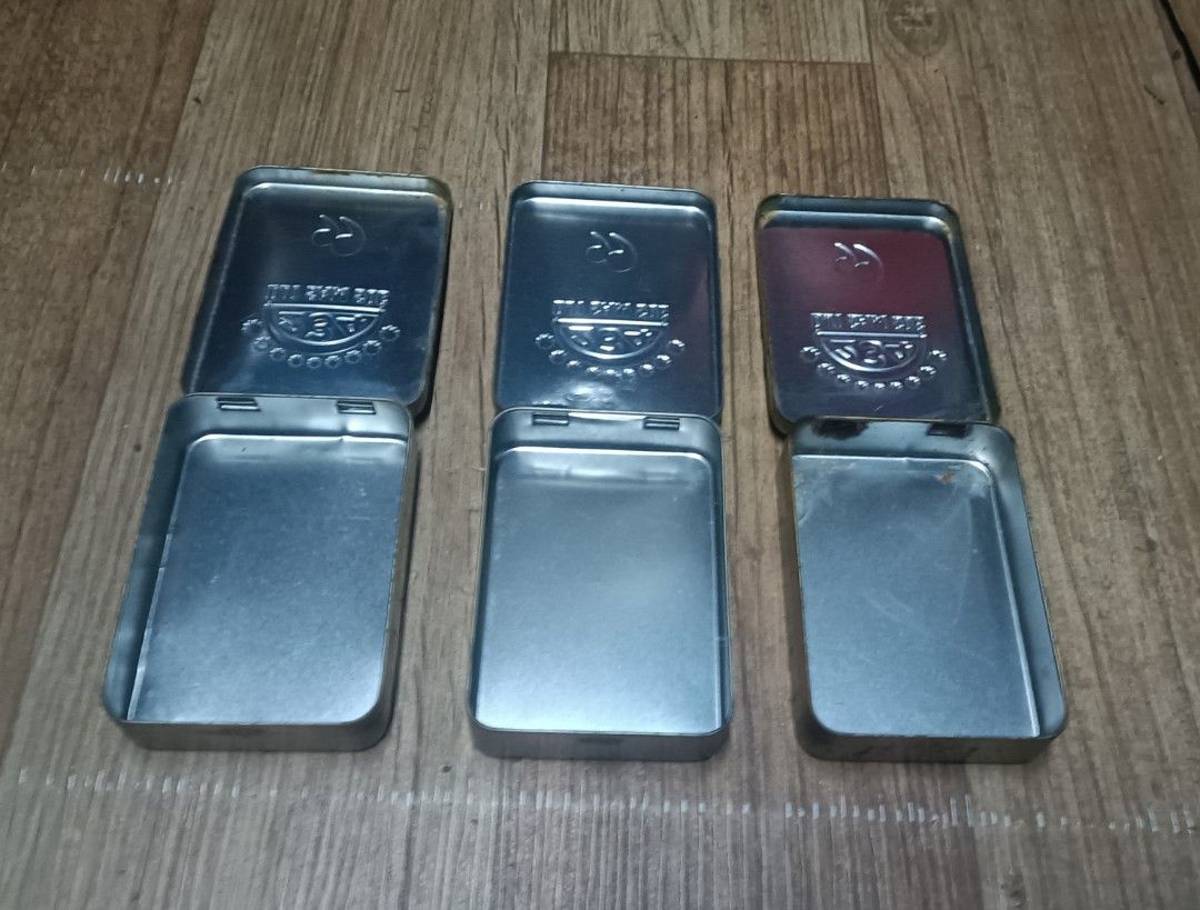 Tin Rokok Dji Sam Soe 20 batang.., Hobbies & Toys, Collectibles ...