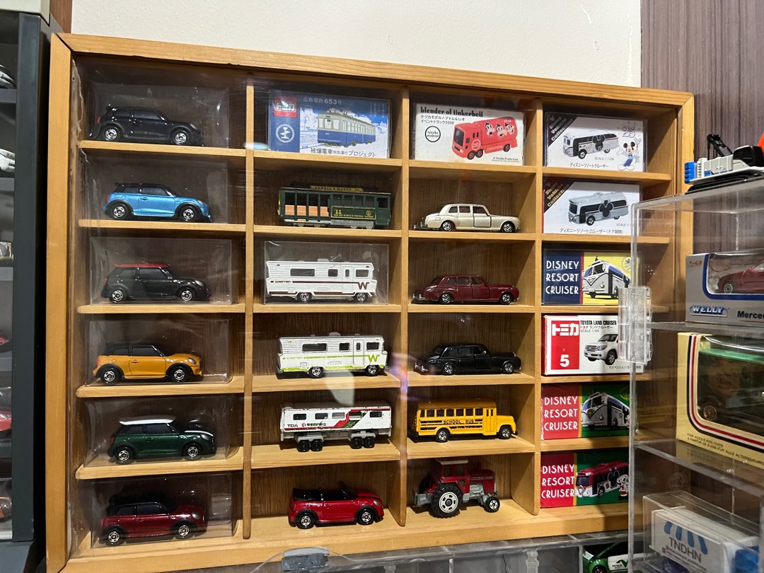 Tomica hotwheels matchbox wooden display case (cars not included ...