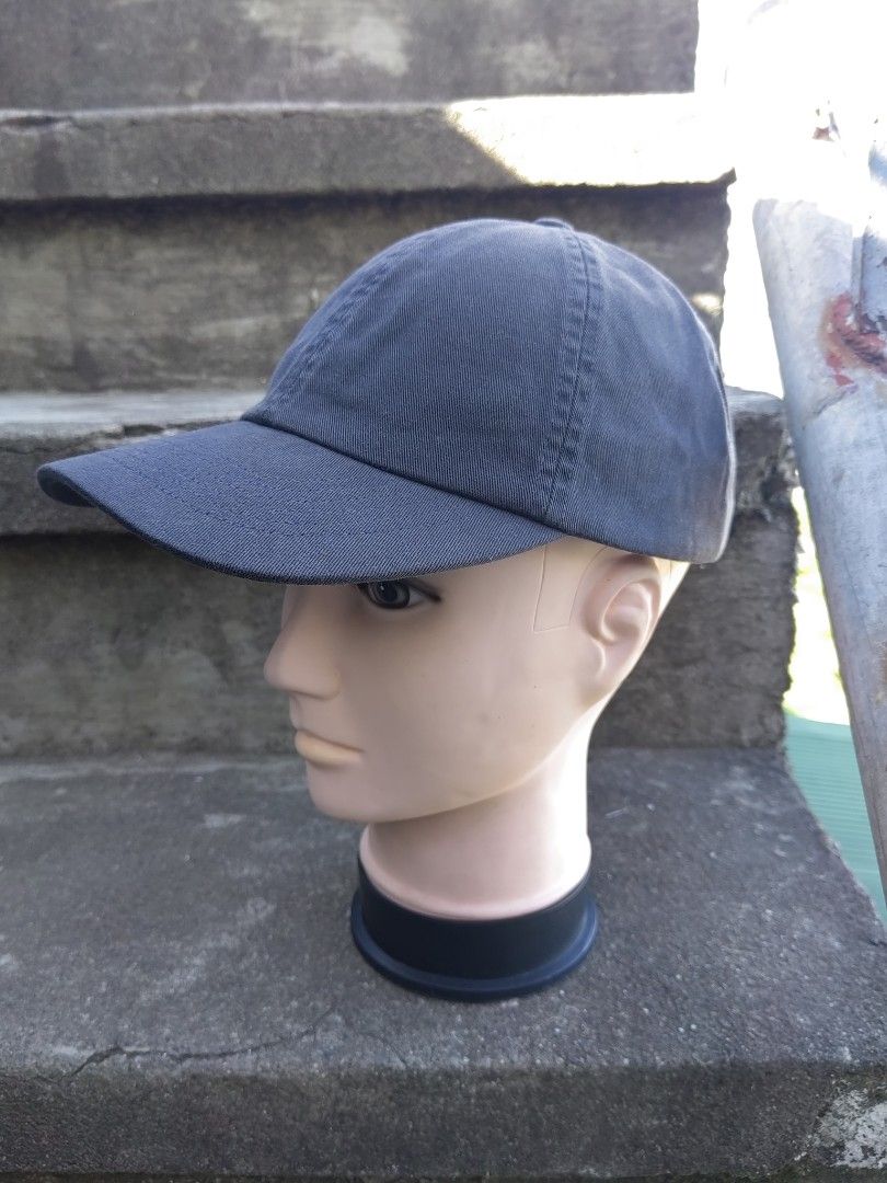 UNIQLO Cap, Men's Fashion, Watches & Accessories, Caps & Hats on Carousell
