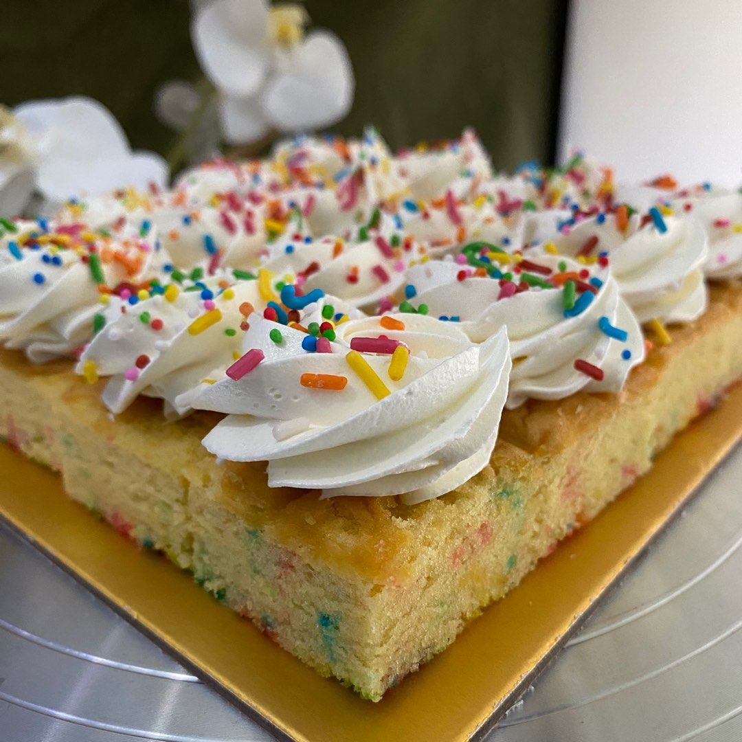 Vanilla Funfetti Bites, Food & Drinks, Homemade Bakes on Carousell
