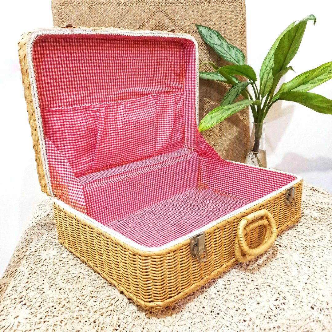 Vintage large wicker rattan suitcase picnic basket luggage, Hobbies ...