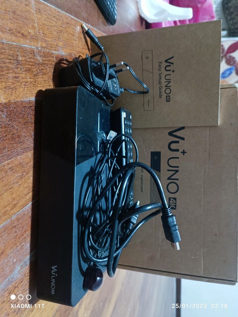 Vu+ UNO 4K FBC PVR 4K UHD Enigma2, TV & Home Appliances, TV & Entertainment, Blu-Ray & Media ...