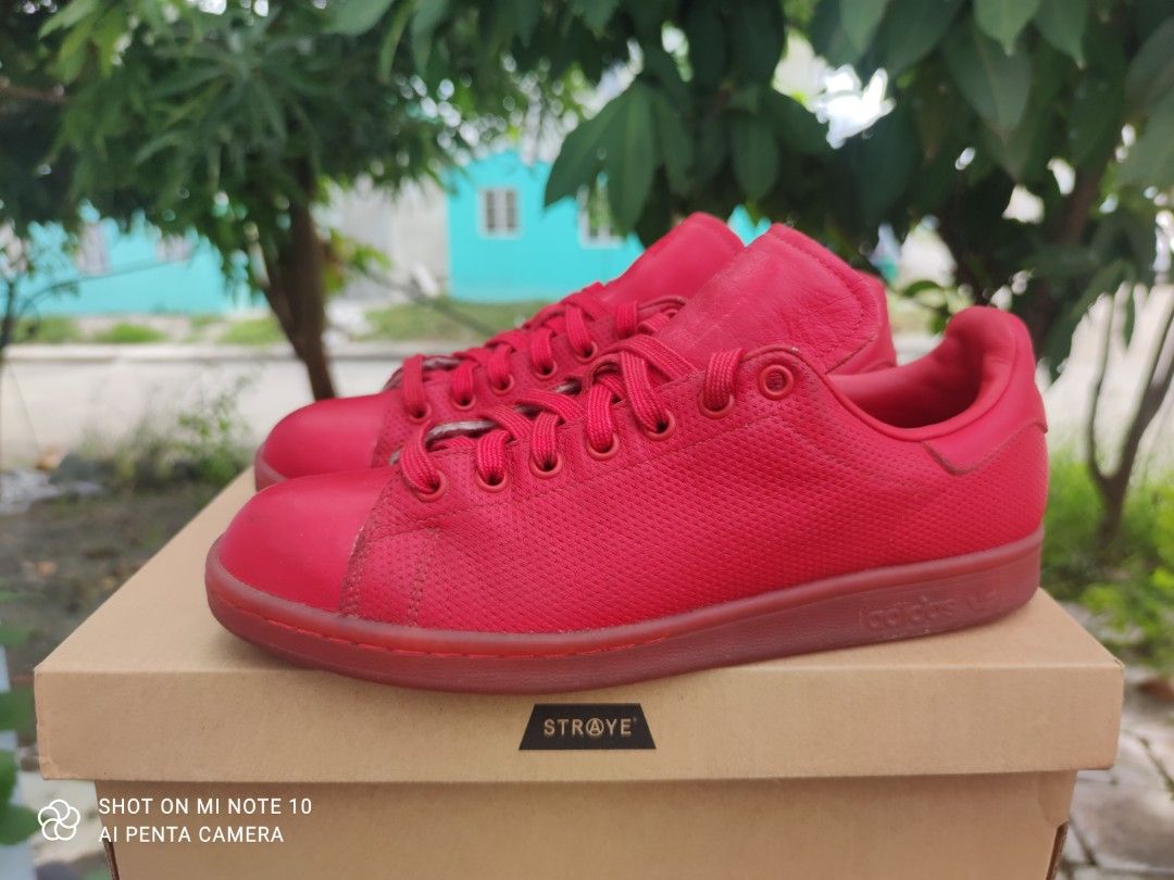 Adidas stan smith red, Men's Fashion, Footwear, Sneakers on Carousell