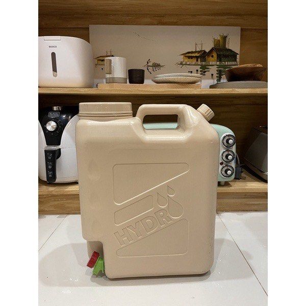 Aesthetic water container 5gallons/20L, TV & Home Appliances, Kitchen ...