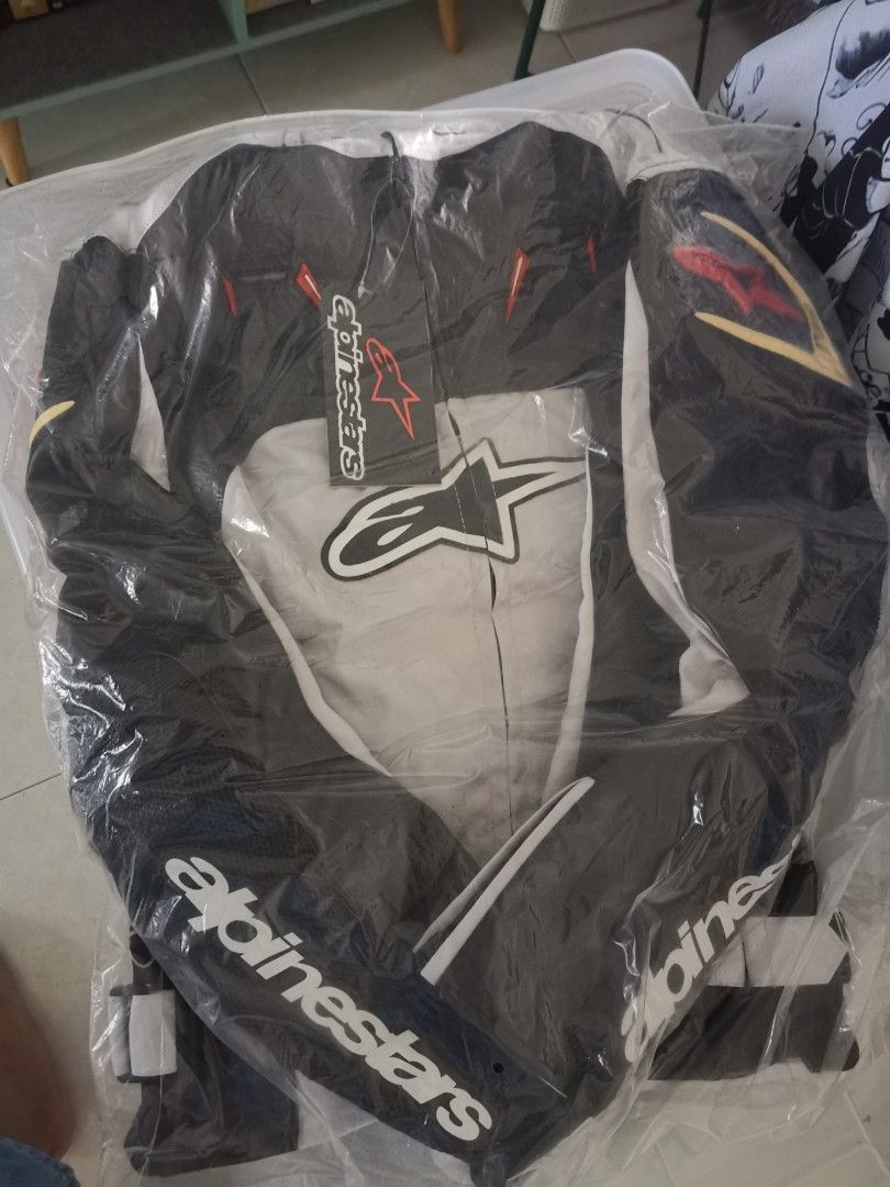Alpine Stars Riding Jacket, Motorcycles, Motorcycle Apparel on Carousell