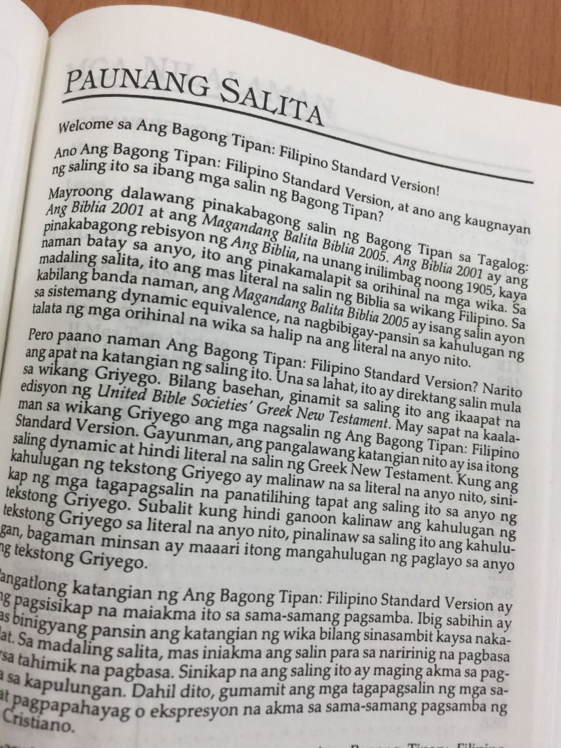 Ang Bagong Tipan: Filipino Standard Version FSV, Hobbies & Toys, Books ...