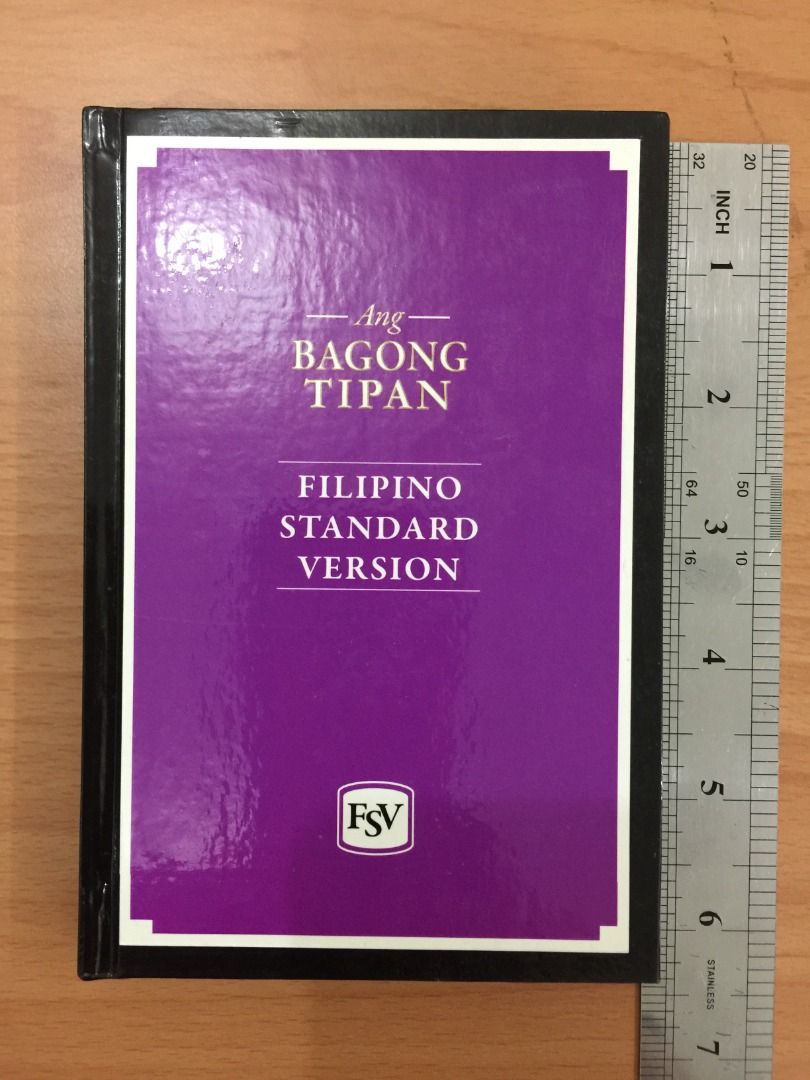 Ang Bagong Tipan: Filipino Standard Version FSV, Hobbies & Toys, Books ...