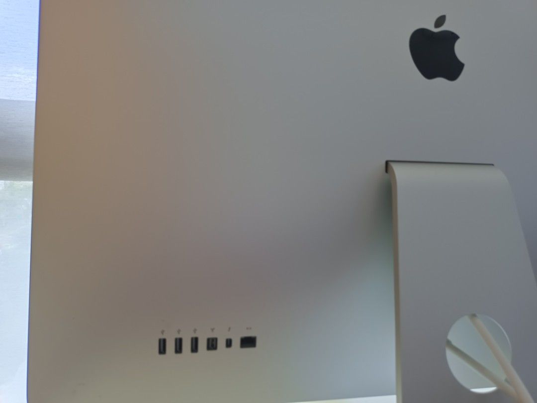 Apple thunderbolt 27" monitor, Computers & Tech, Parts & Accessories ...