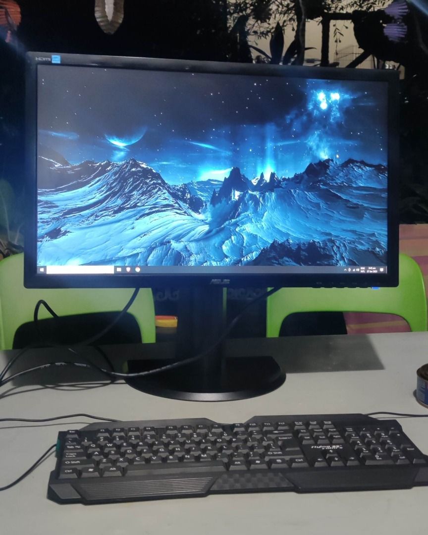 ASUS VE248H 24" Full HD Built-in Speakers Flicker-Free LED Backlight ...