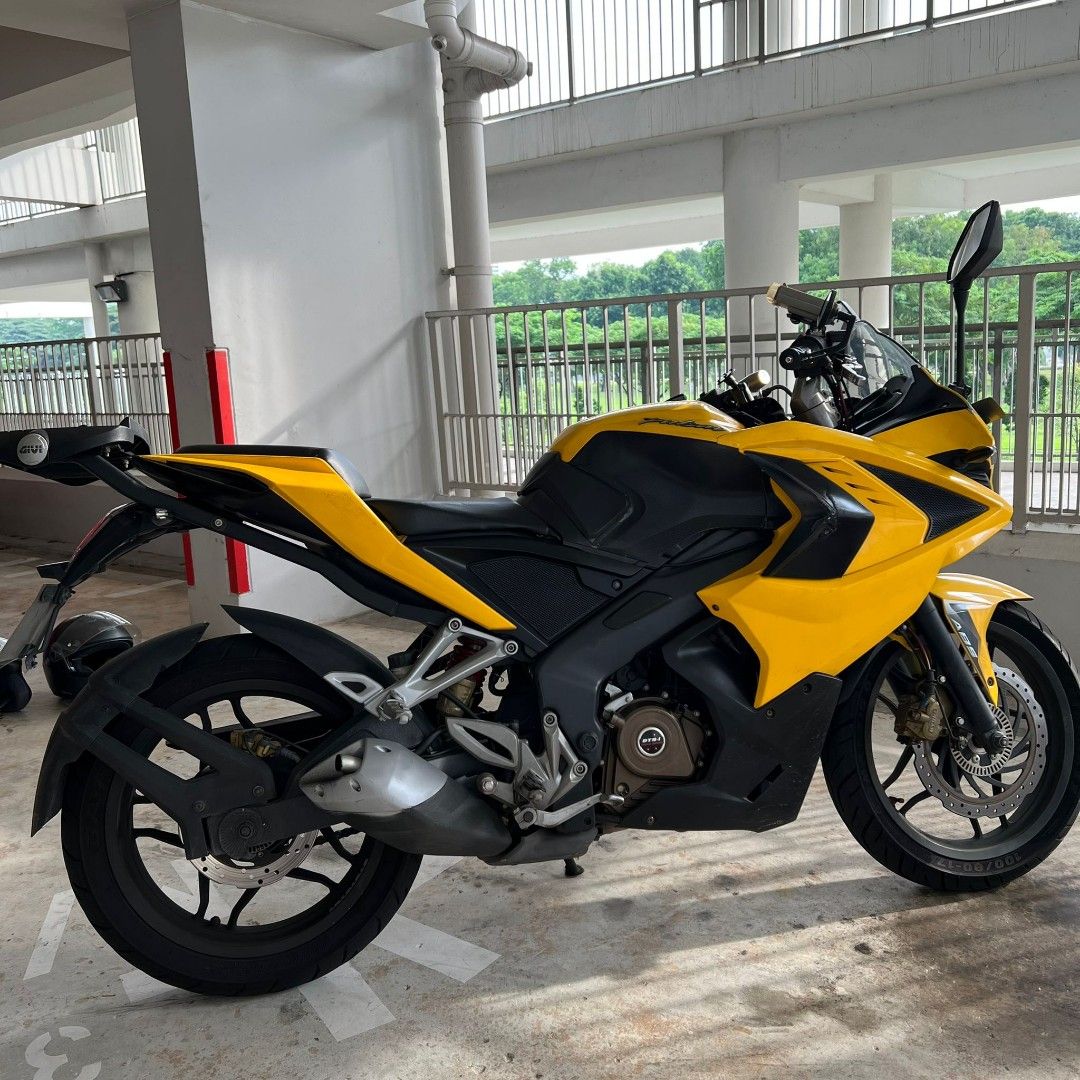 Bajaj Pulsar RS200, Motorcycles, Motorcycles for Sale, Class 2B on ...