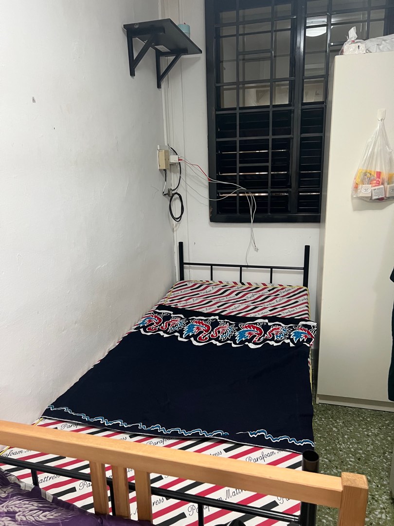 Bed Spacer for Male, Property, Rentals, HDB on Carousell