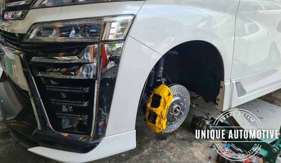 Brembo Gt6 6Pot For All Cars, Car Accessories, Car Workshops & Services ...