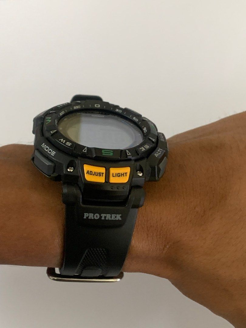 Casio PRO TREK PAG240, Men's Fashion, Watches & Accessories, Watches on ...