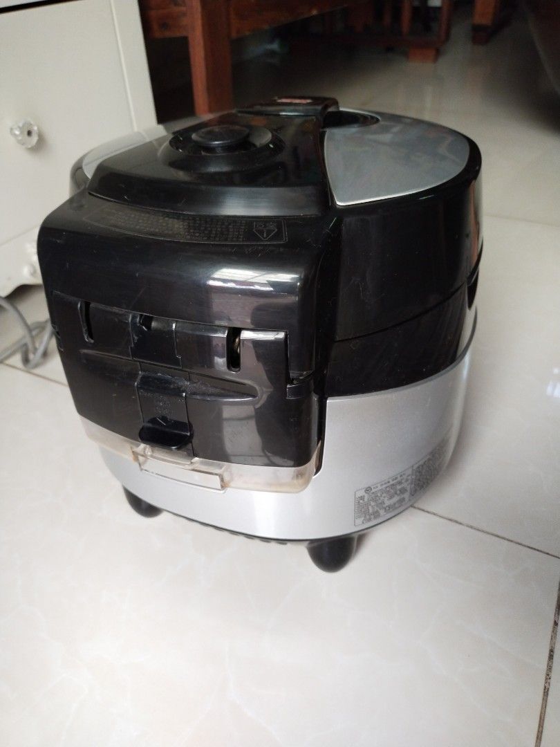 Cuckoo Brand Rice cooker 10 cups capacity, TV & Home Appliances ...