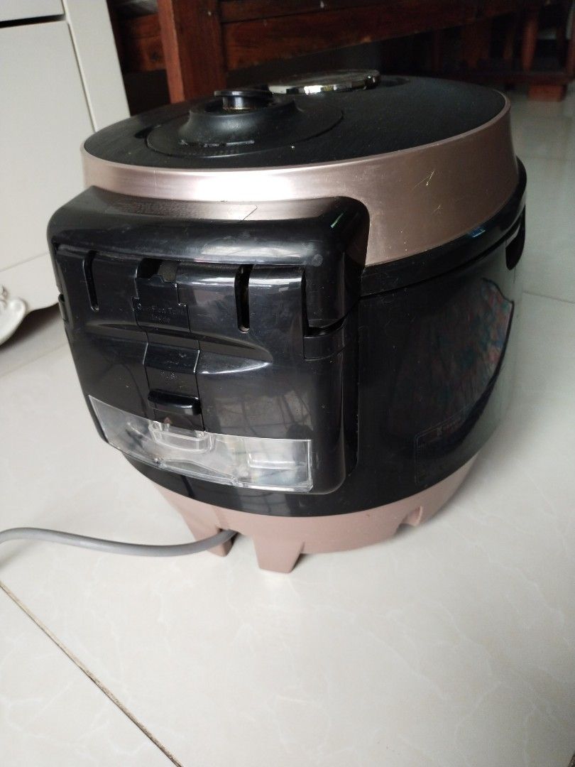 Cuckoo brand Rice cooker 10 cups capacity, Furniture & Home Living ...