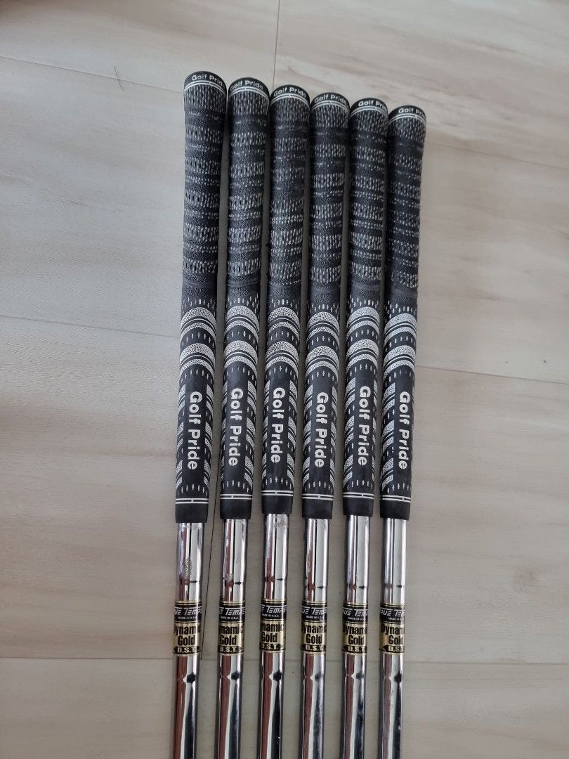 Dynamic Gold S200 DST Shafts, Sports Equipment, Sports & Games, Golf on ...