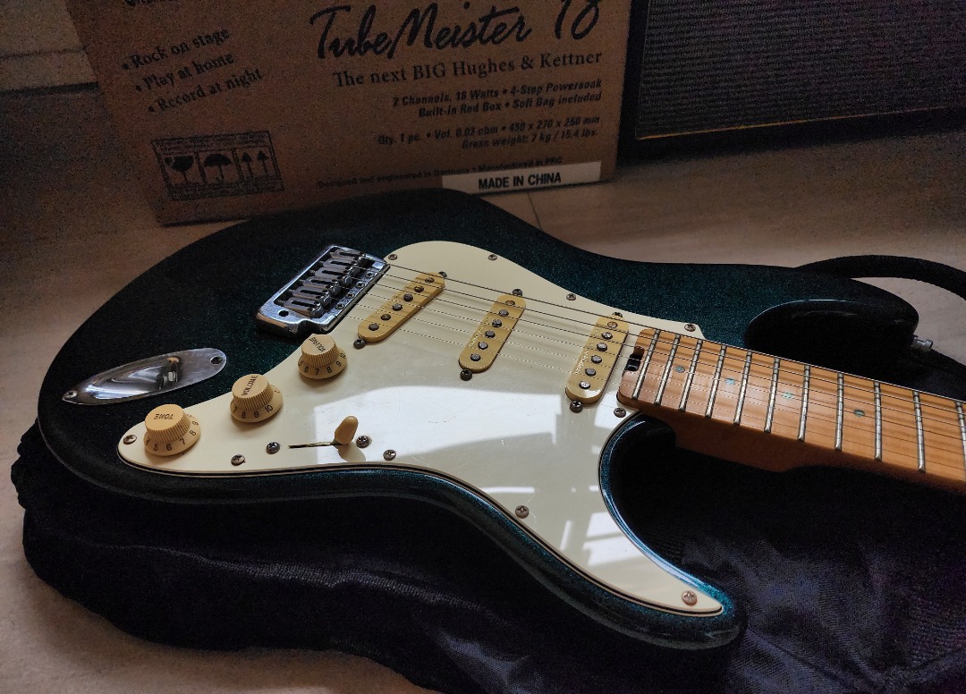 ESP Snapper S/AL Metallic Green, Hobbies & Toys, Music & Media, Musical ...