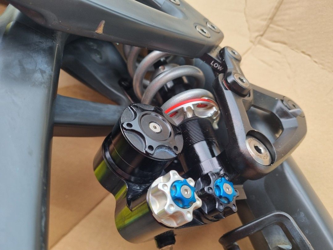 Evil Offering V2 Frame with Push Elevensix, Sports Equipment, Bicycles ...