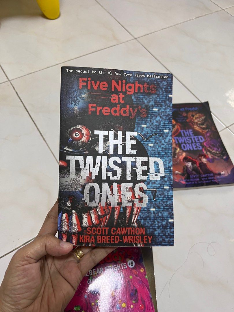 Five Nights at Freddy’s Books, Hobbies & Toys, Books & Magazines ...