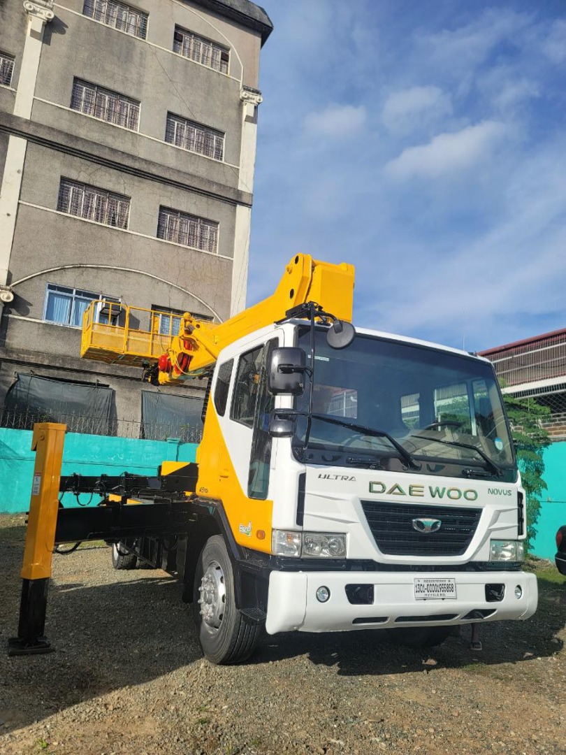 For Sale: Daewoo 45 Meters Man Lift Truck Jinwoo SMC450 Crane Model ...