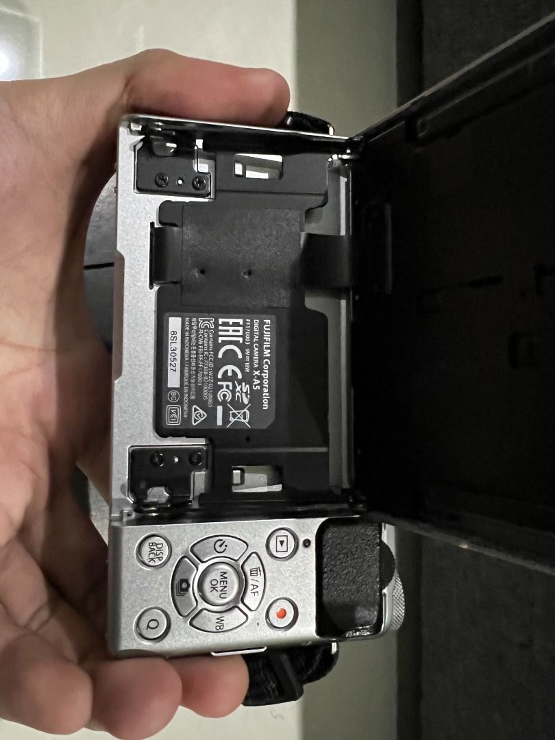 Fujifilm Xa5 Mirrorless Camera, Photography, Cameras on Carousell