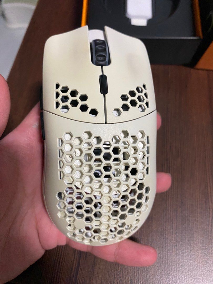 Glorious Wireless Model O Mouse, Computers & Tech, Parts & Accessories ...