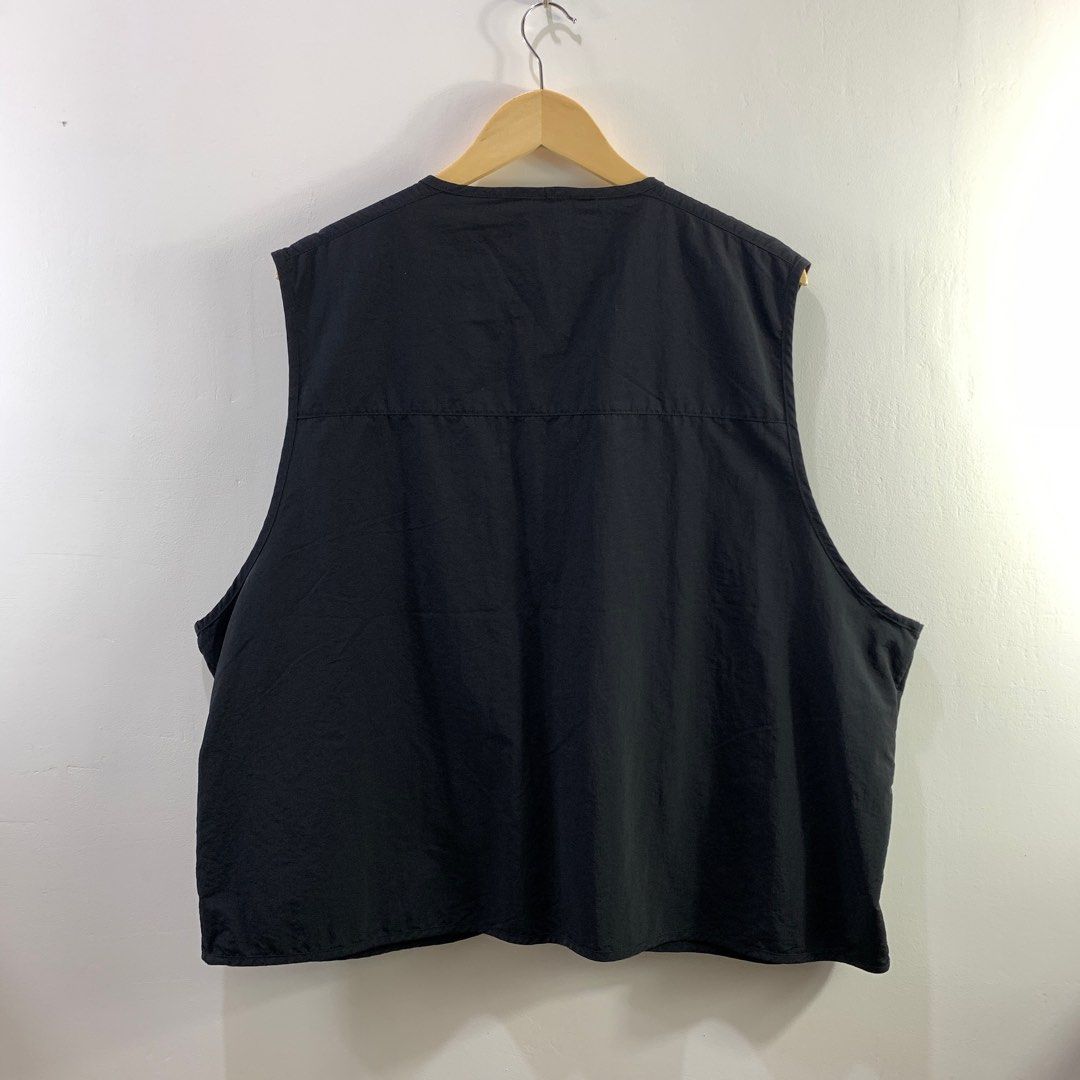 GU by Uniqlo Tactical Multipocket Cargo Vest, Men's Fashion, Tops ...