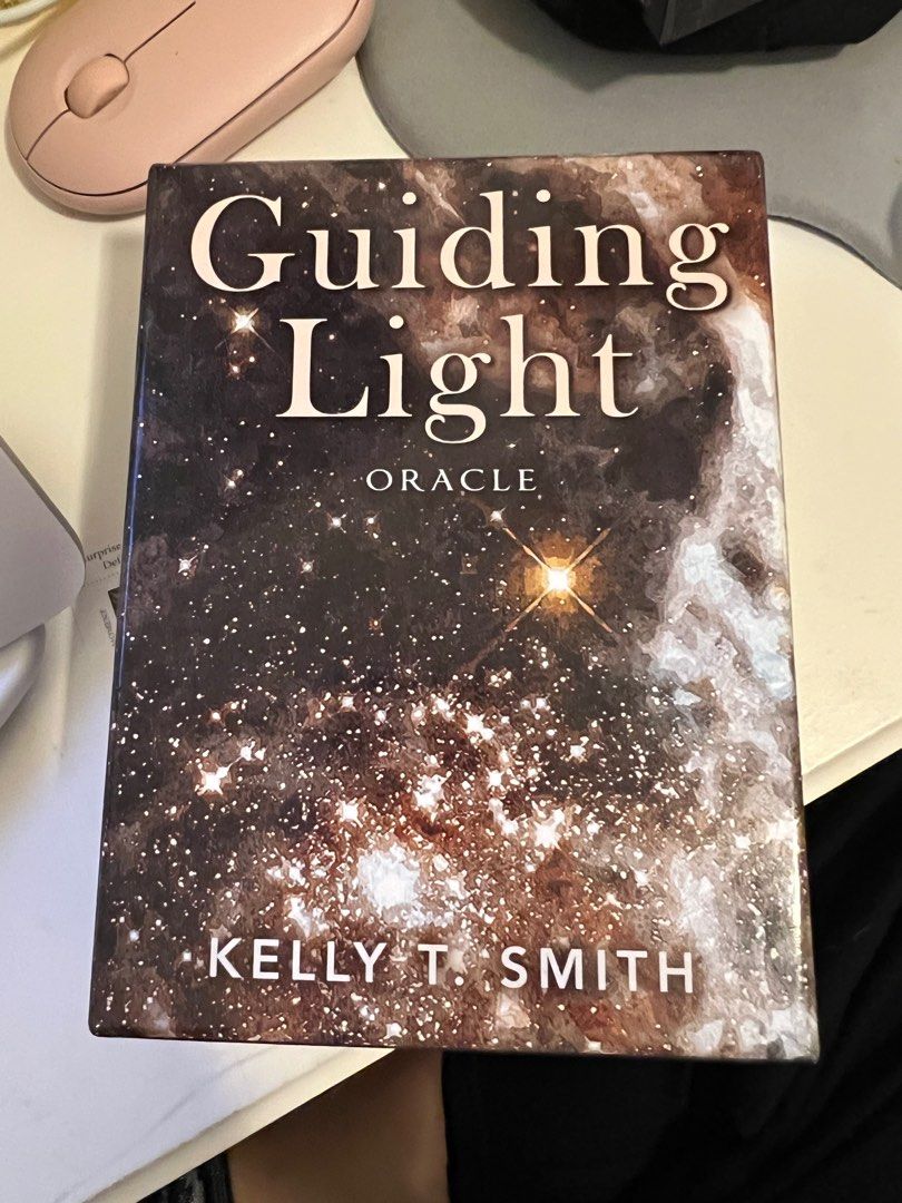 Guiding light oracle cards, 興趣及遊戲, 手作＆自家設計, 其他 - Carousell