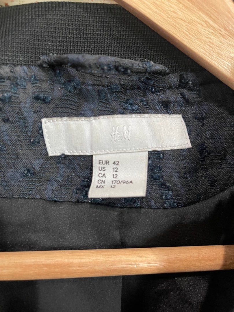 H&M bomber jacket, Women's Fashion, Coats, Jackets and Outerwear on Carousell