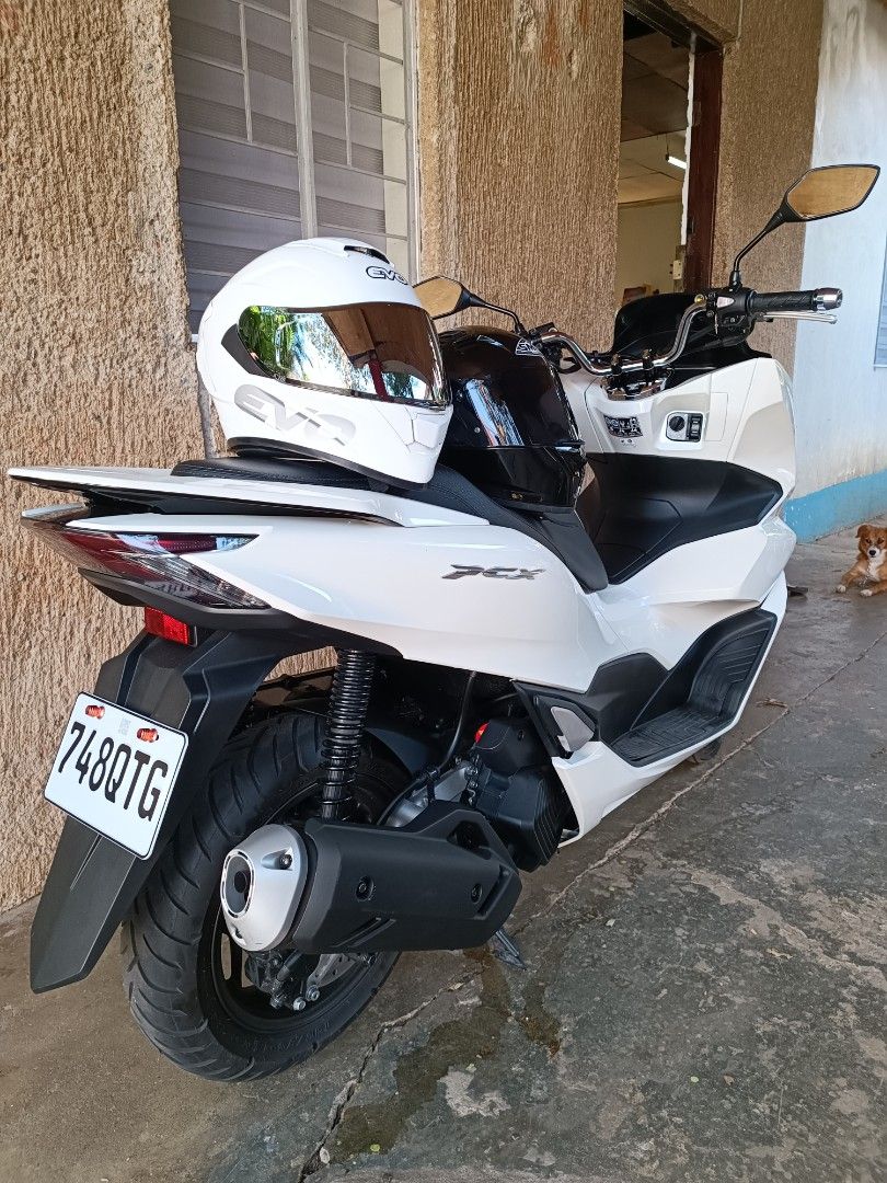 Honda PCX 160 CBS CVT White, Motorbikes, Motorbikes for Sale on Carousell