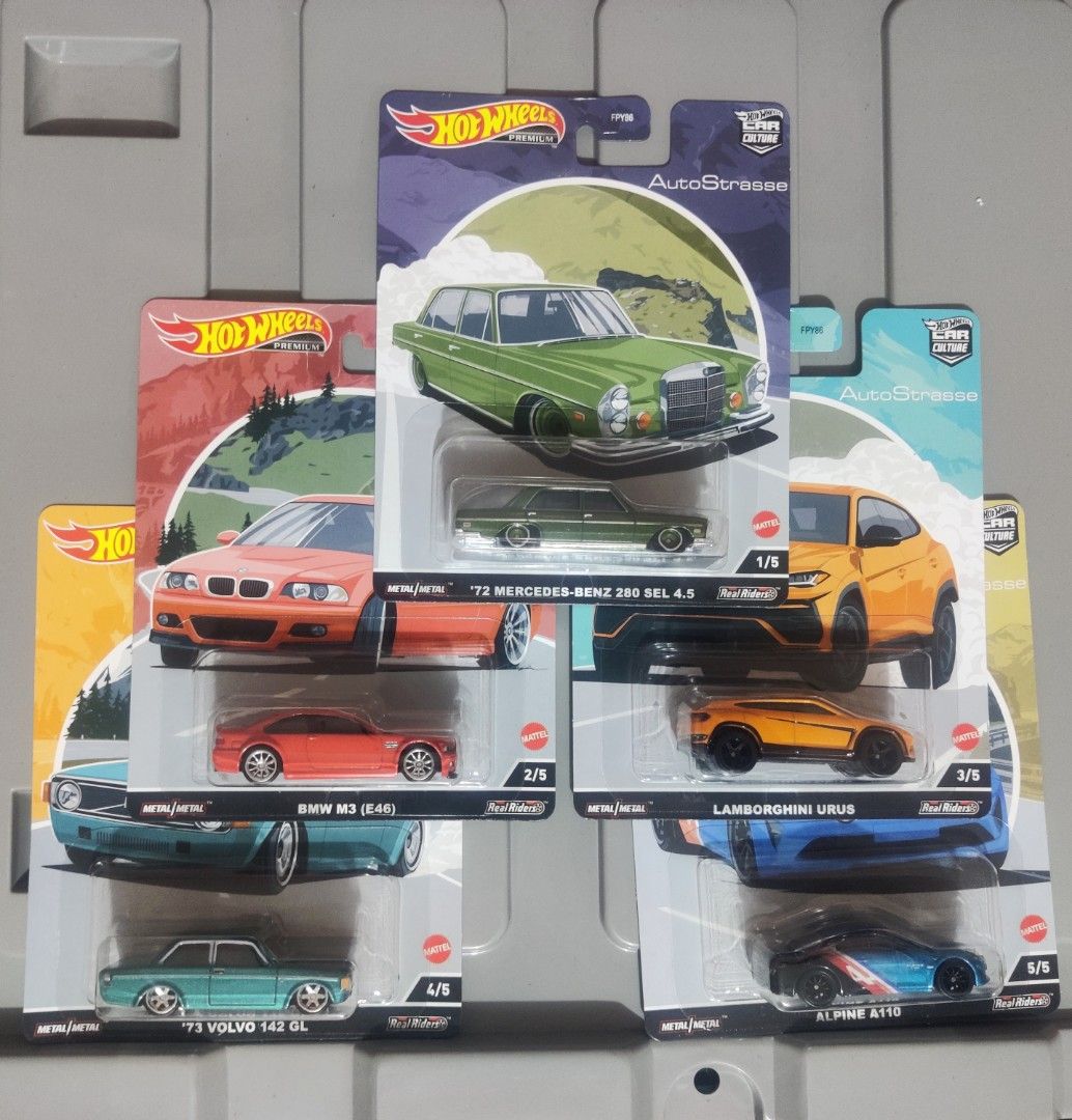 Hot Wheels Auto Strasse, Hobbies & Toys, Toys & Games on Carousell