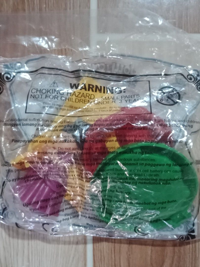 JOLLIBEE KIDDIE MEAL JOLLYTOWN CASTLE, Hobbies & Toys, Toys & Games on ...