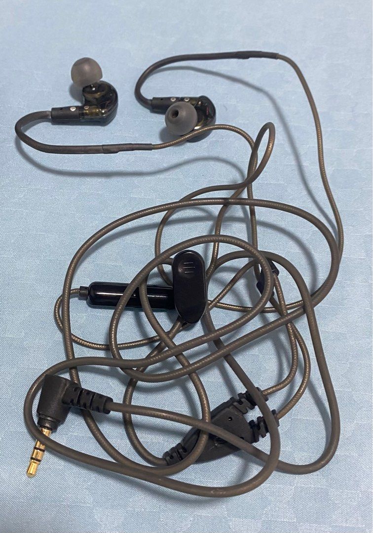 M6 Pro 2nd Gen, Audio, Earphones on Carousell