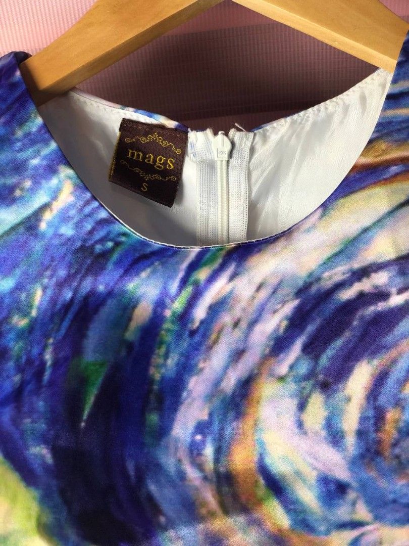 Mags Van Gogh's dress, Women's Fashion, Dresses & Sets, Dresses on ...